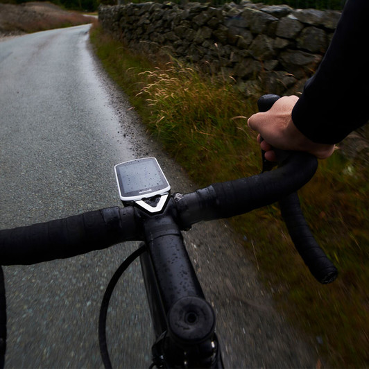 Garmin Edge 1030 Cycling GPS Computer Performance Bundle | Sigma Sports