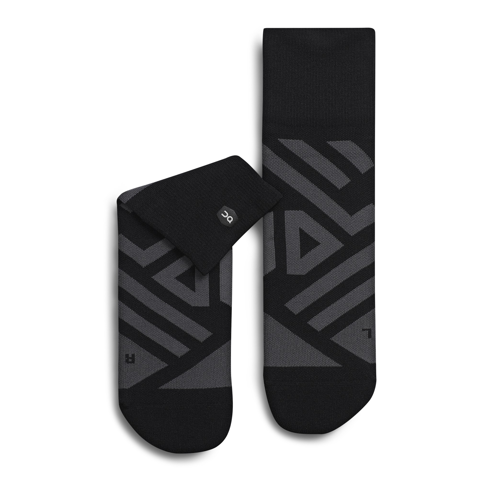 On Running Women's Performance Mid Cut Running Socks | Sigma Sports